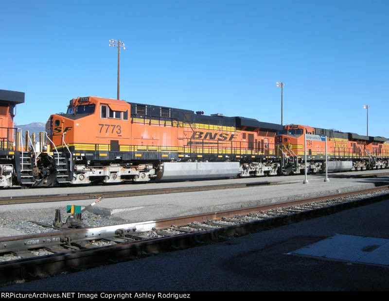 BNSF 7773